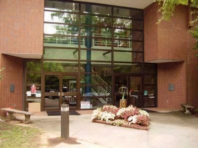 Fred W. Symmes Hall of Science Historical Marker