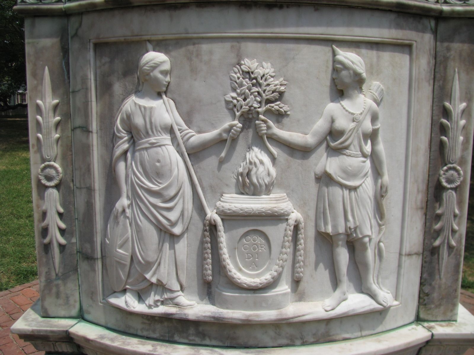 Photo: The back of Norborne Berkeley, Baron de Botetourt Statue