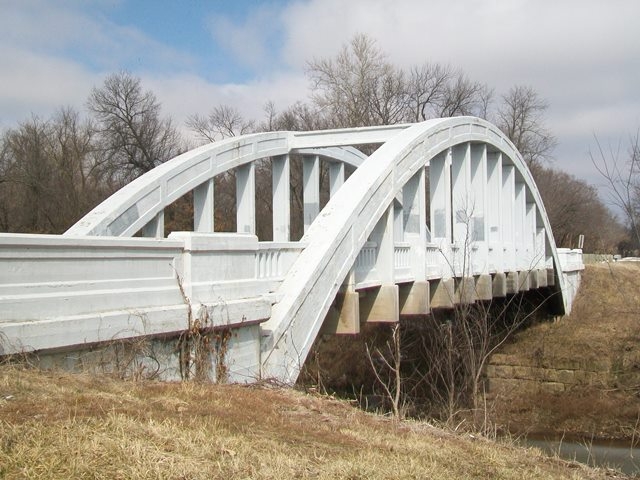 Photo: Marsh Rainbow Arch Bridge