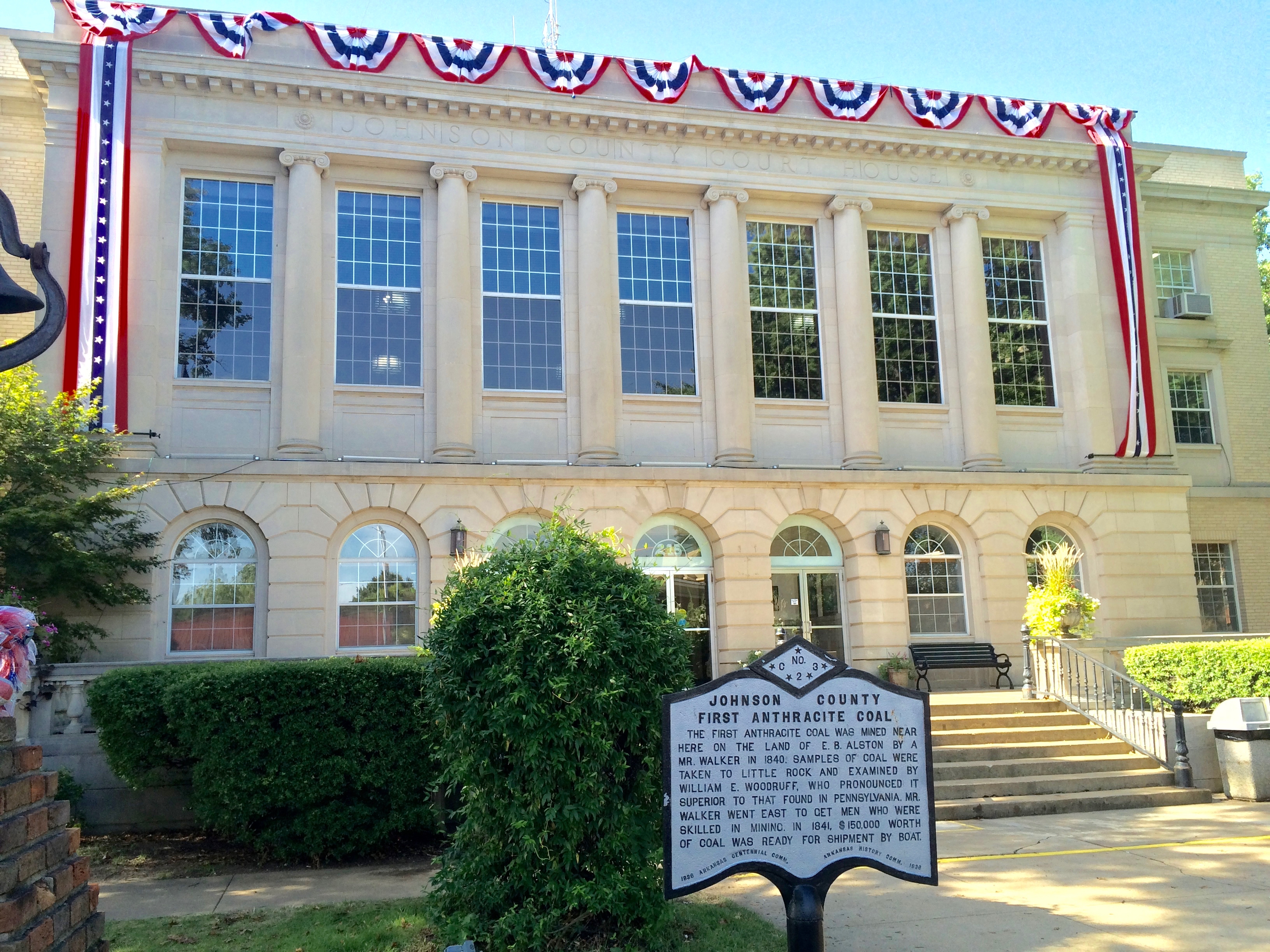 Photo: Johnson County Courthouse & marker.