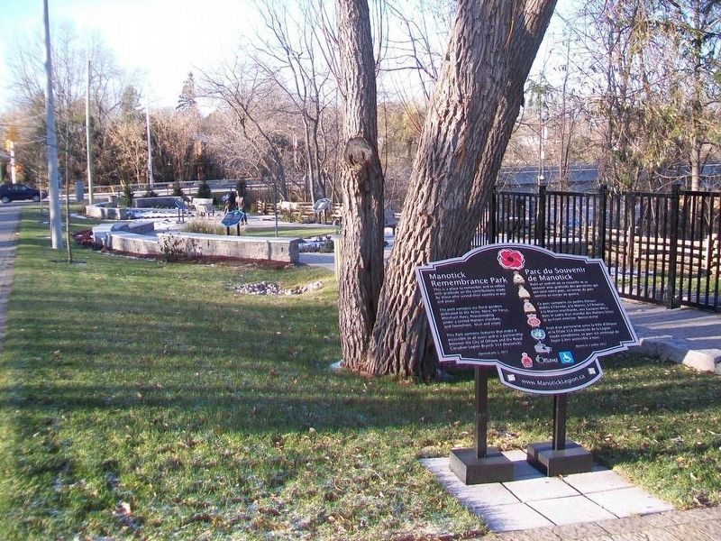 Manotick Remembrance Park / Parc du Souvenir de Manotick, a War Memorial