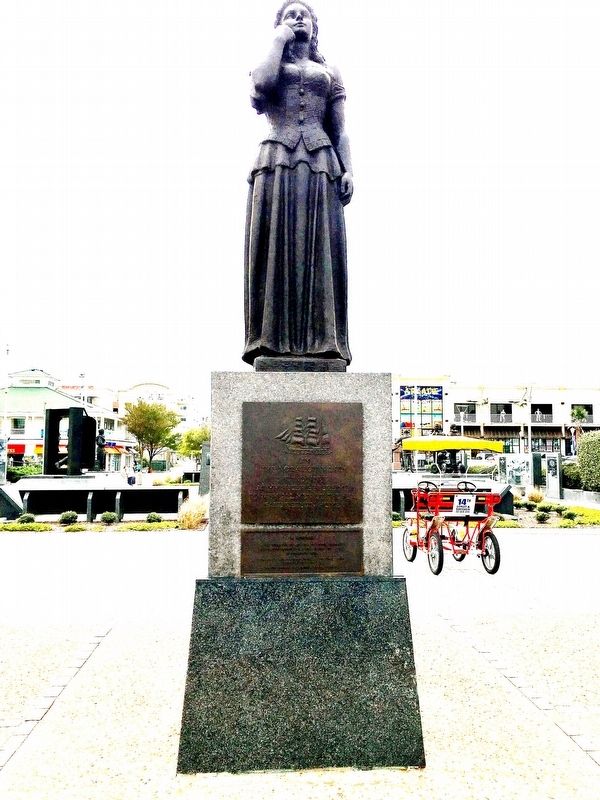 The Wreck of the Dictator and The Norwegian Lady Statue Historical Marker