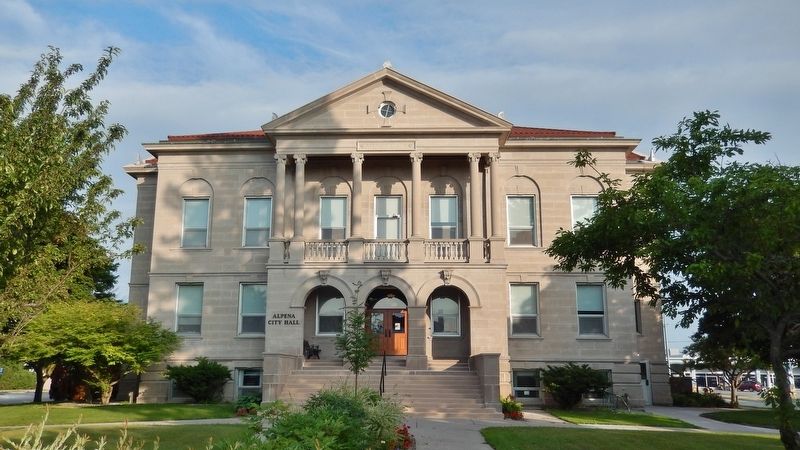 Alpena City Hall Historical Marker