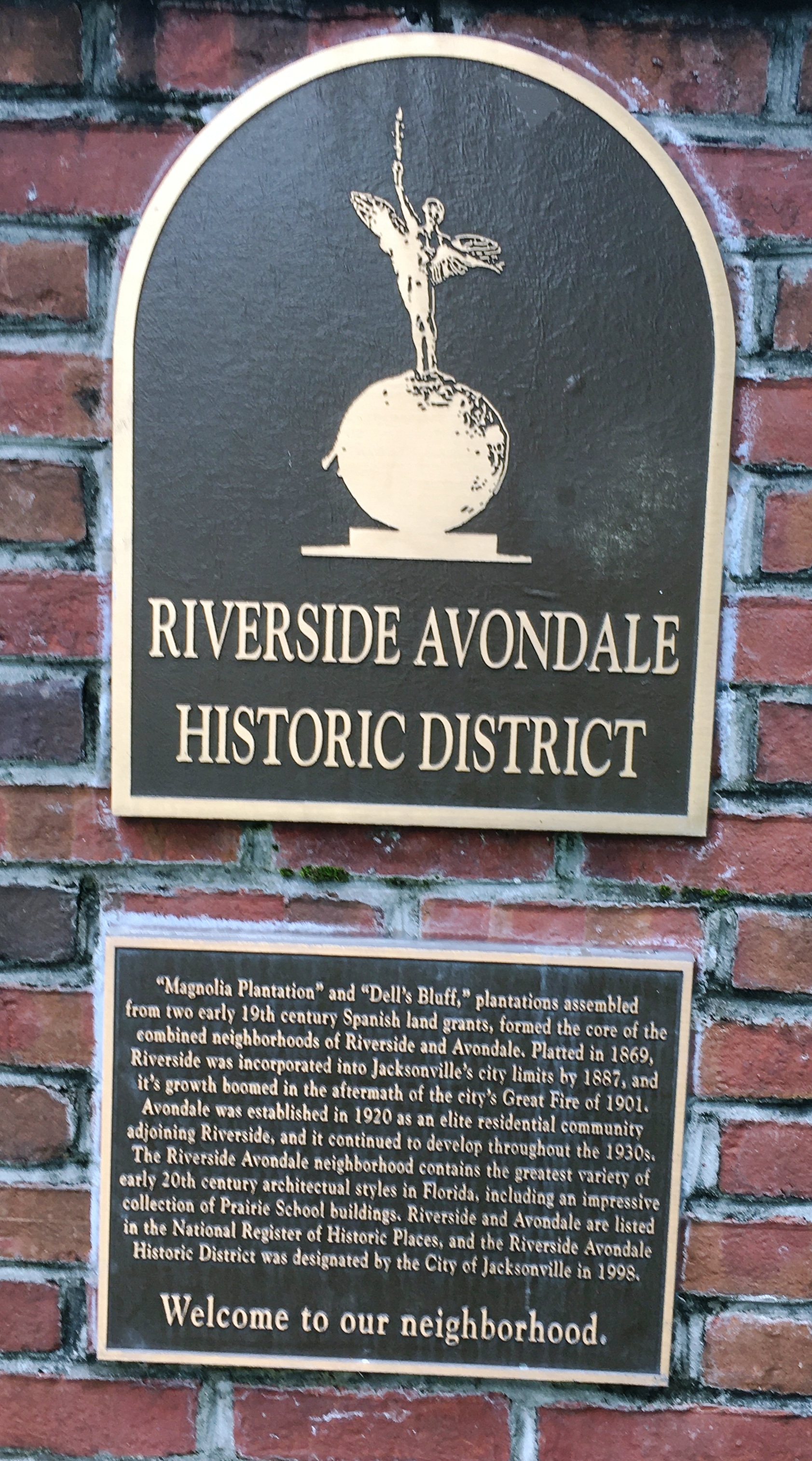 Photo: Riverside Avondale Historic District Marker