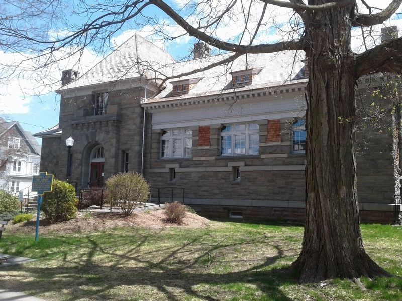 William B. Ogden Free Library Historical Marker
