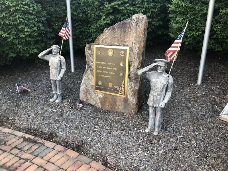 Oakland Veterans Park, a War Memorial