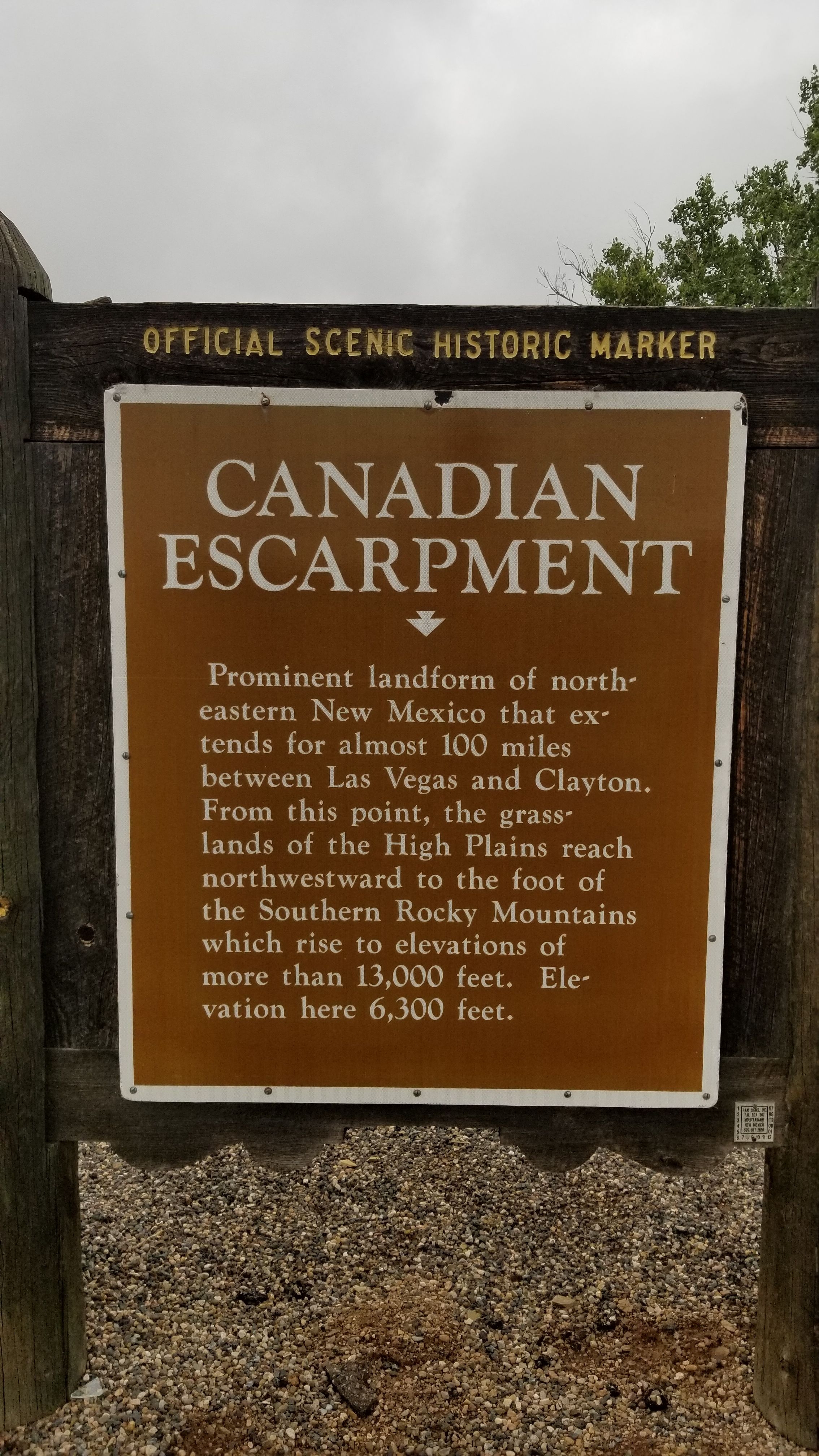Photo: Canadian Escarpment Marker