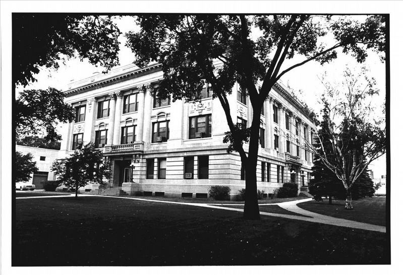 Grand Forks County Courthouse Historical Marker
