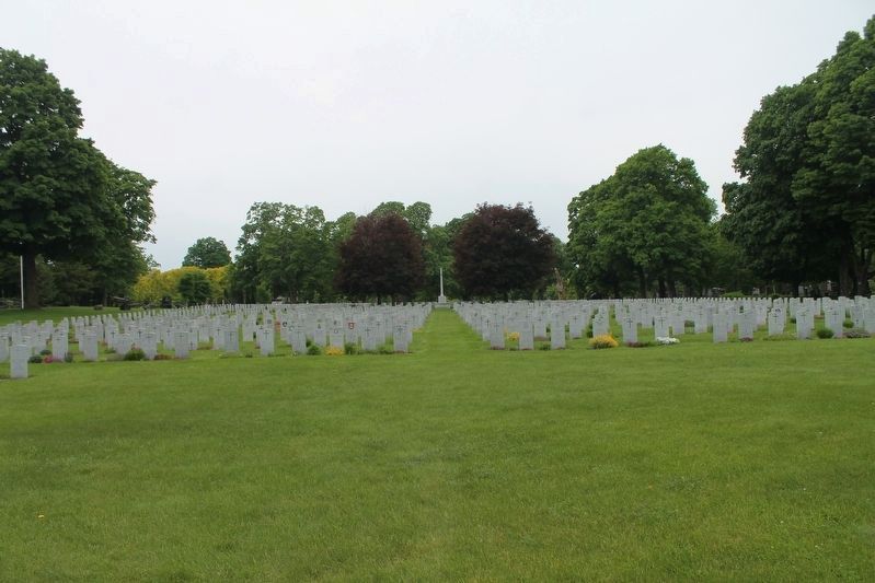 Canada's National Military Cemetery, a War Memorial