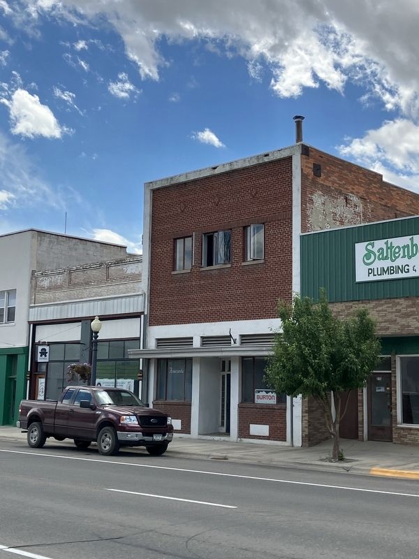 219 East Commercial Avenue Historical Marker