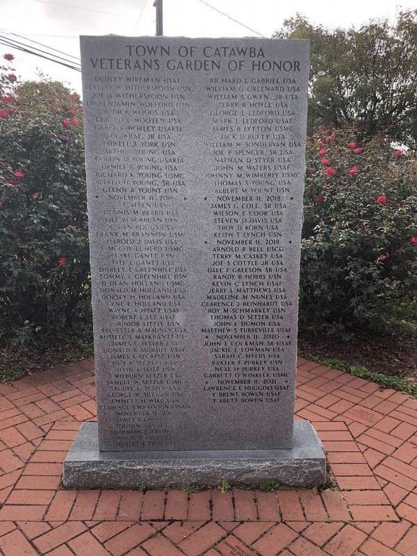 Town of Catawba Veterans Garden of Honor, a War Memorial