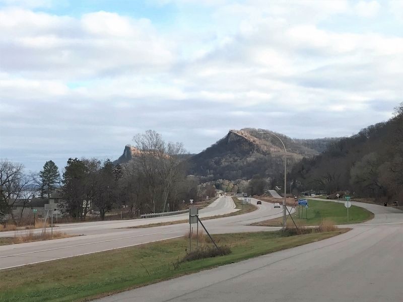 Great River Bluffs Historical Marker