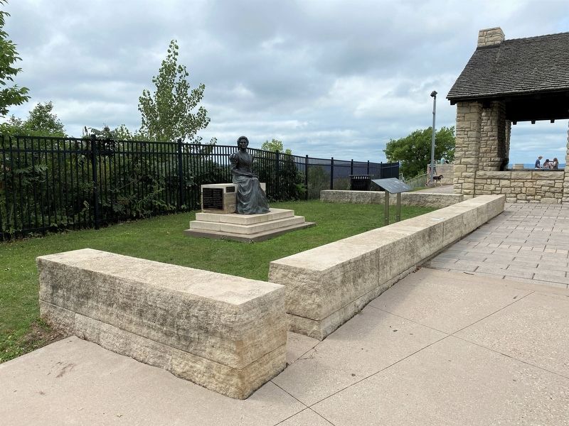 Grandad Bluff: The Making of a Park Historical Marker