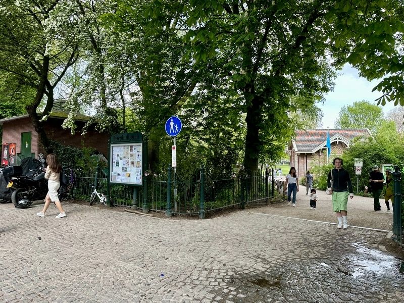 Sarphatipark Historical Marker