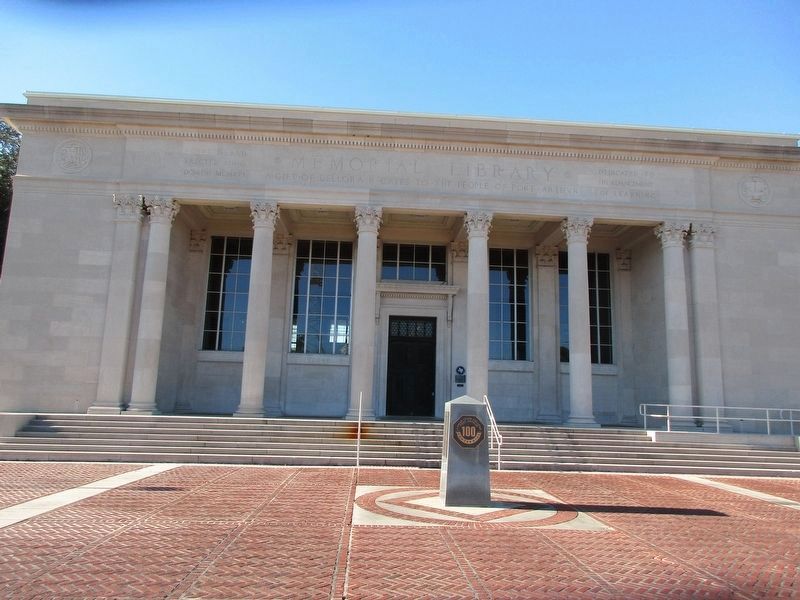 Gates Memorial Library Historical Marker