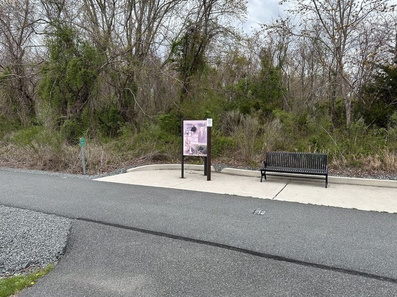 Kiosk Dedicated in Memory of Thomas H. Draper Historical Marker