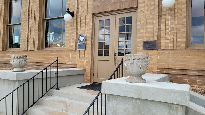 Palestine Carnegie Library Historical Marker