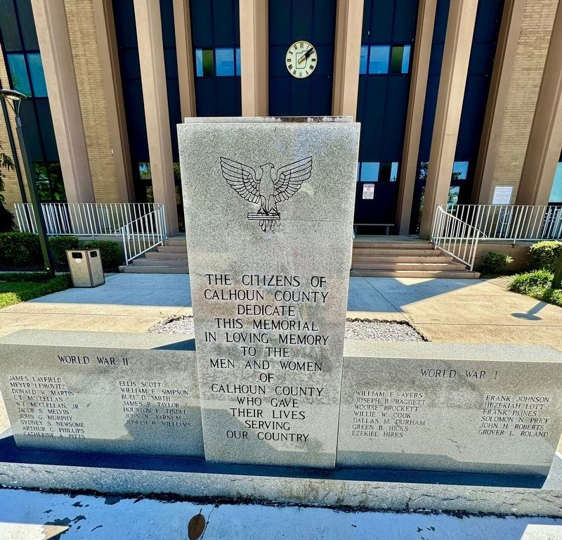 Calhoun County War Memorial, a War Memorial
