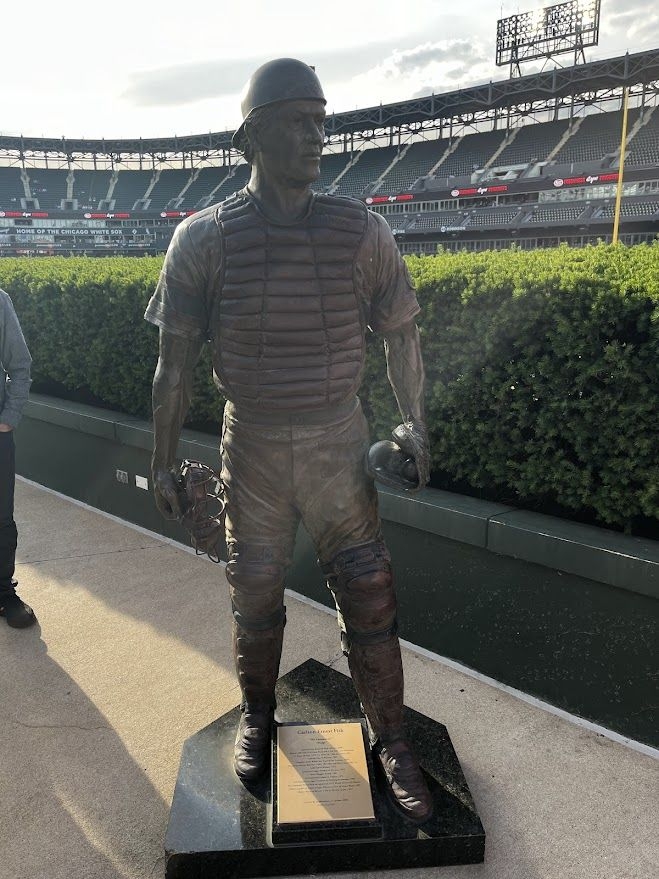 Photo: Carlton Ernest Fisk statue
