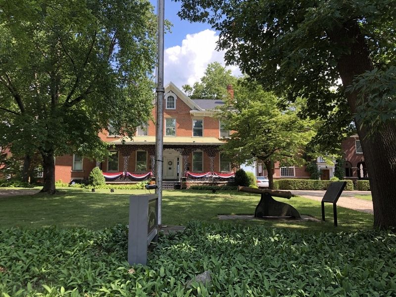 1776 Cannon Historical Marker