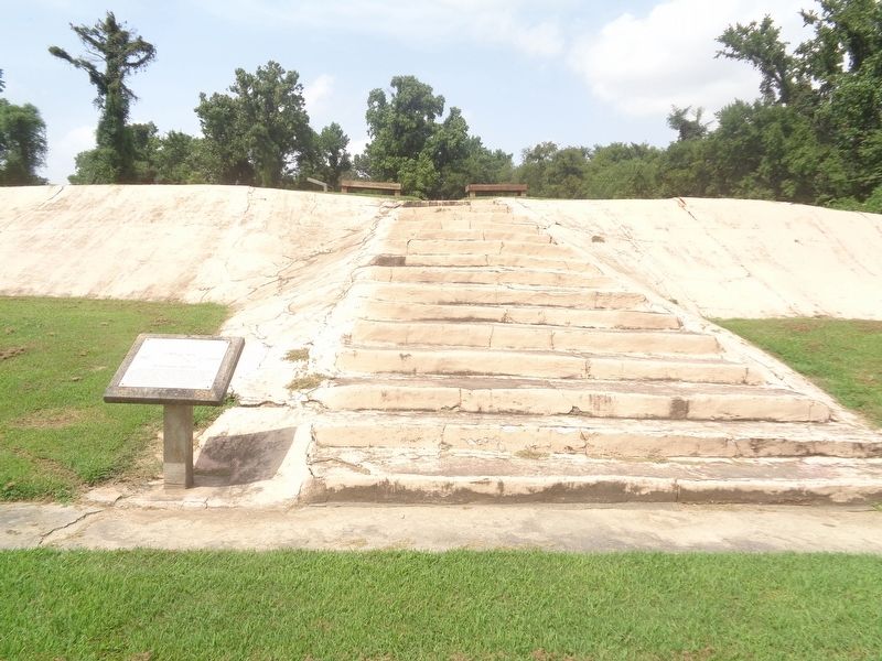 Platform Mound Historical Marker