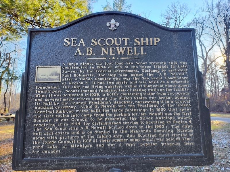 Lake Sawyer / Sea Scout Ship A.B. Newell Historical Marker