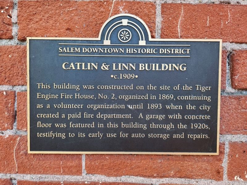 Catlin & Linn Building Historical Marker
